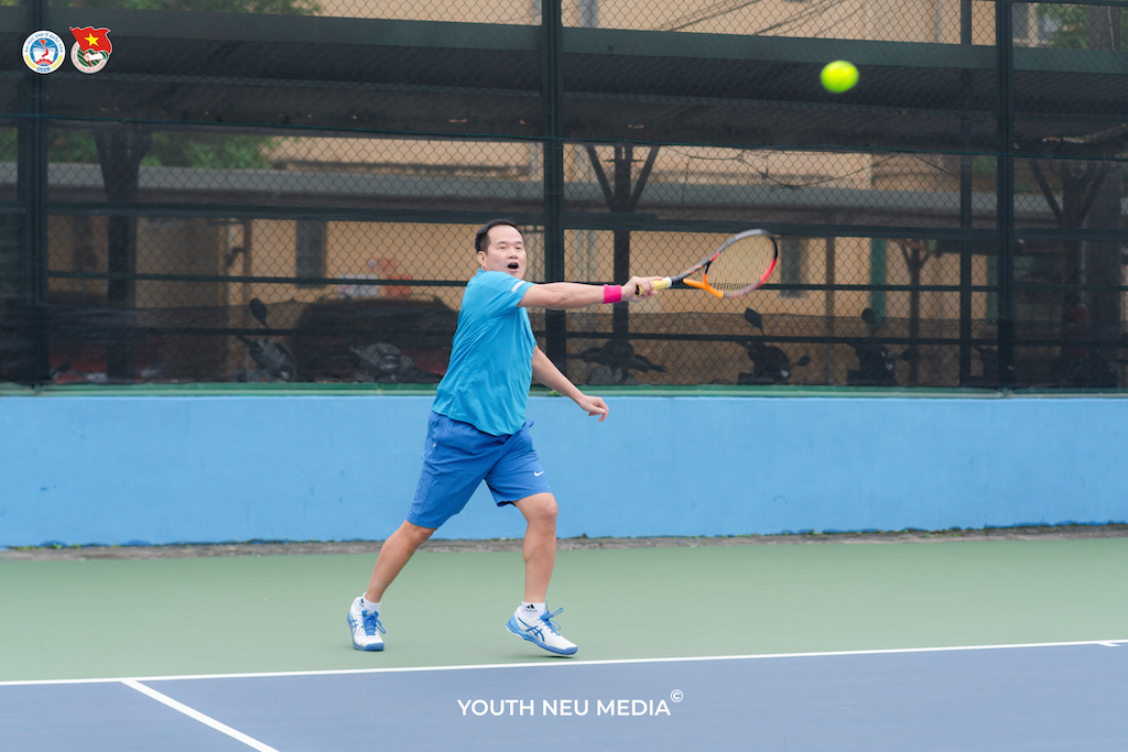 Lễ ra mắt CLB Tennis Cựu học viên, sinh viên Trường Đại học Kinh tế ...